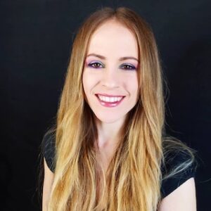 Interview | Beauty & Lifestyle with Frozen Crown - HeadBangers Lifestyle